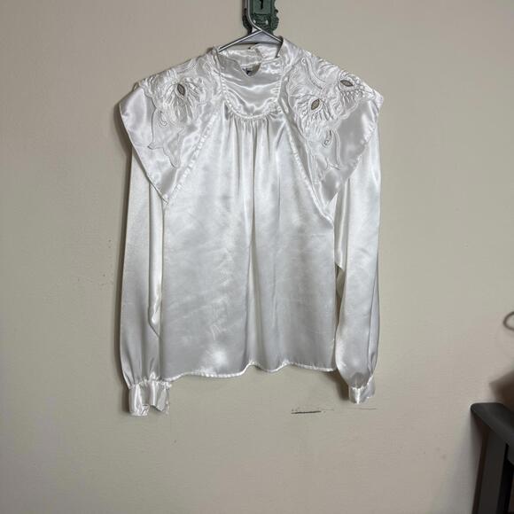 Tops | Vtg Sonya Ratay For San Andre White Satin Blouse Embroidery M ...